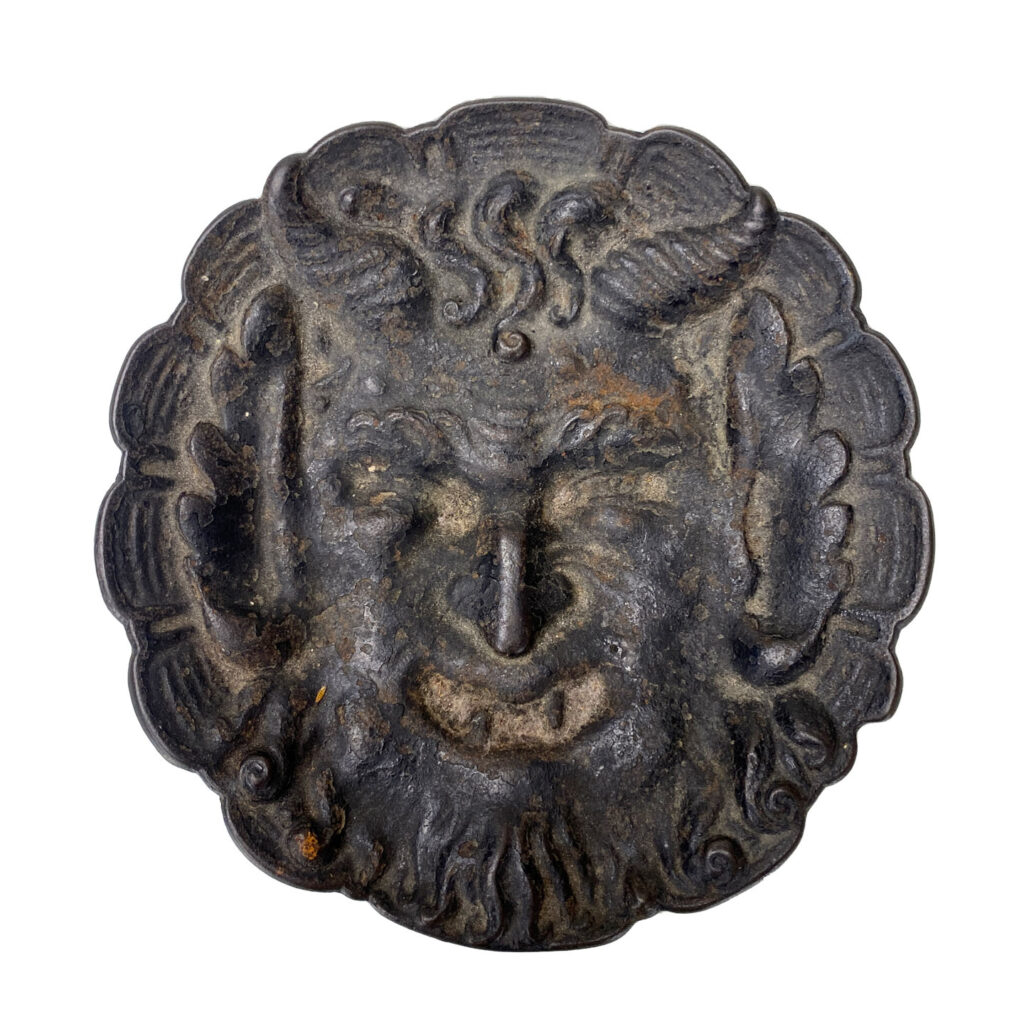 Antique Cast Iron Devil Horned Demon Face Ashtray – Scranton Antiques