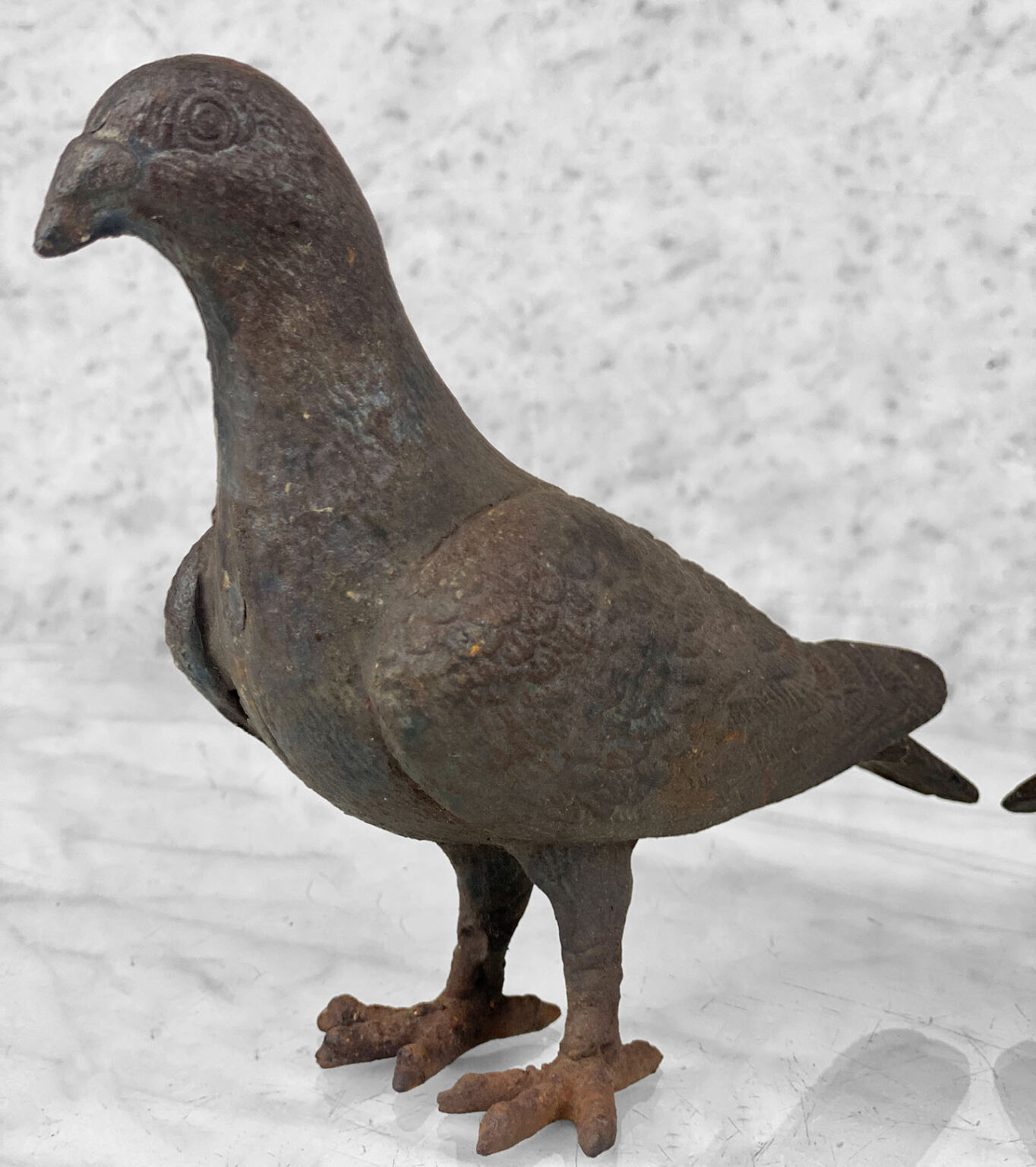 Vintage Traditional Cast Iron Homing Pigeon Doorstop Sculpture – A Pair ...