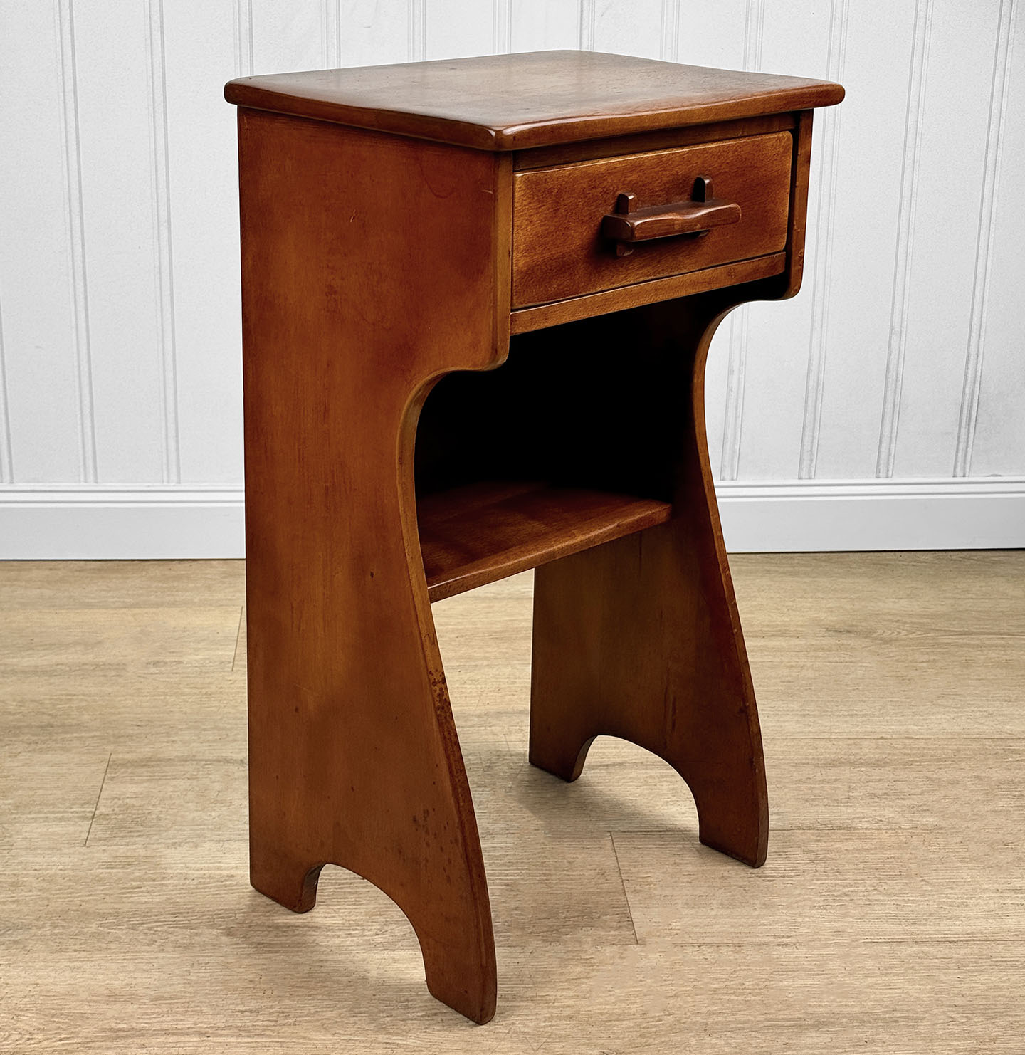 Vintage Cushman Colonial Arts & Crafts Maple Side Table – Scranton Antiques